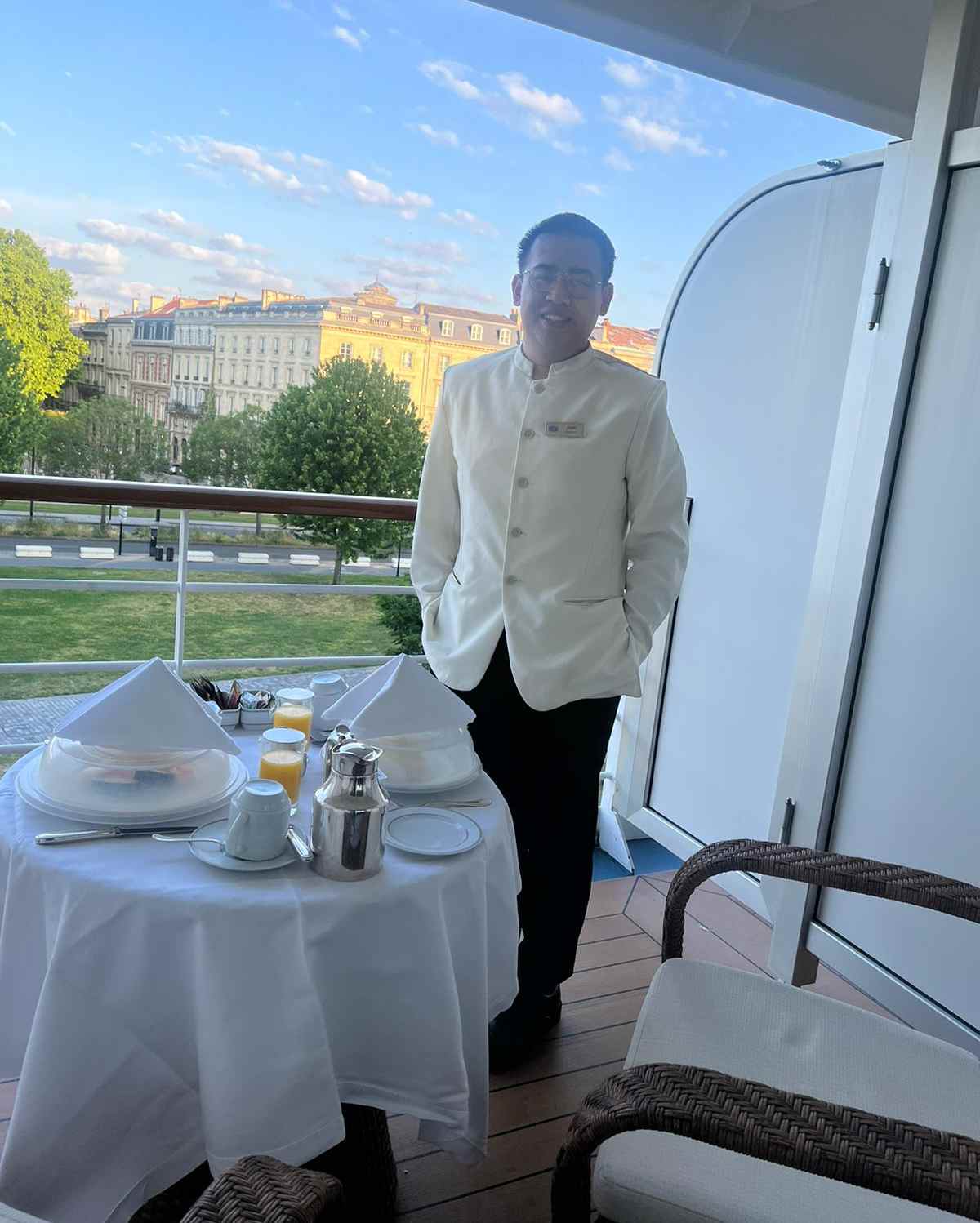 A Day of Dining on Seven Seas Splendor | Bolsover Cruise Club