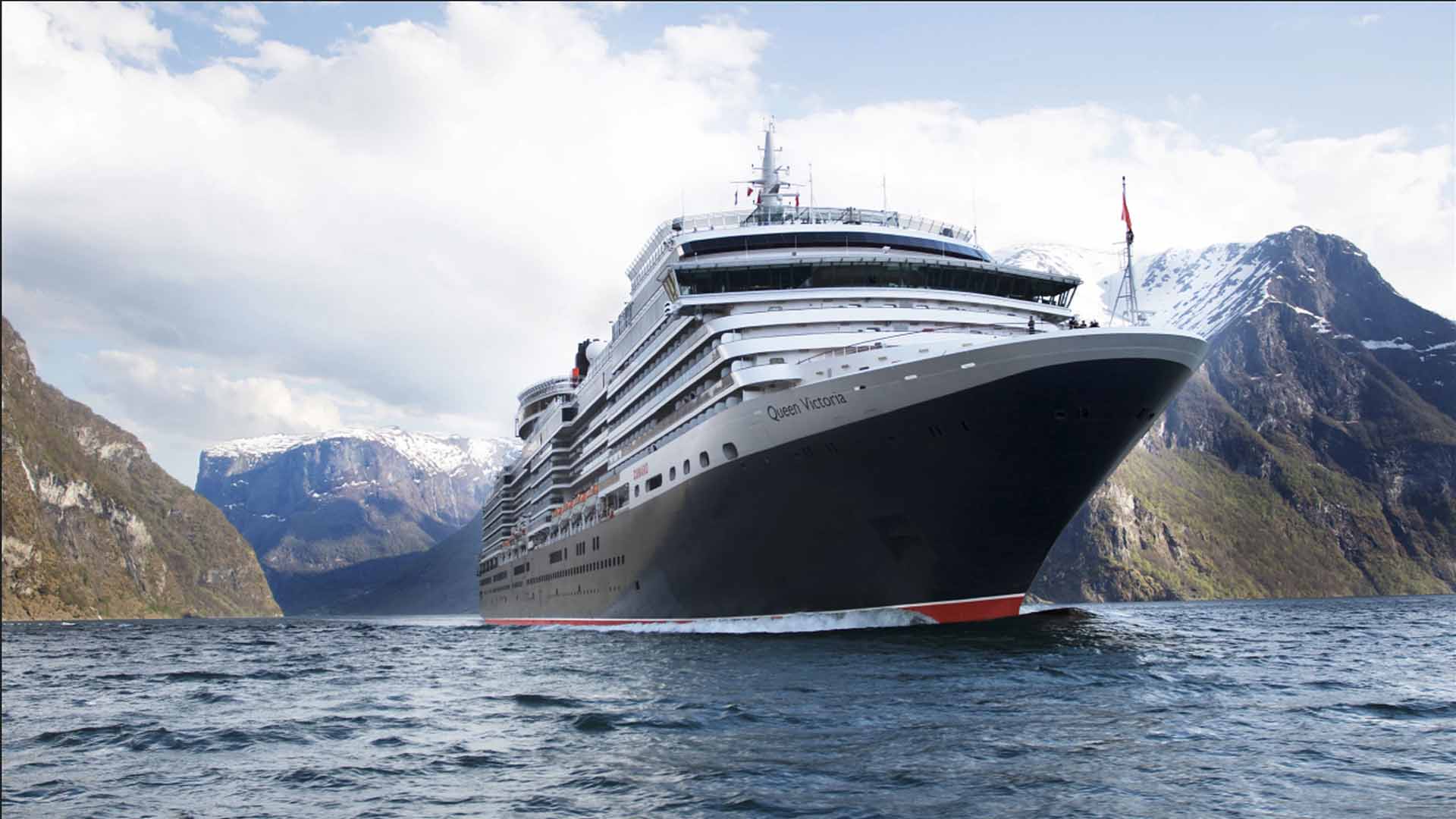 Cunard Queen Victoria Reviews | Bolsover Cruise Club